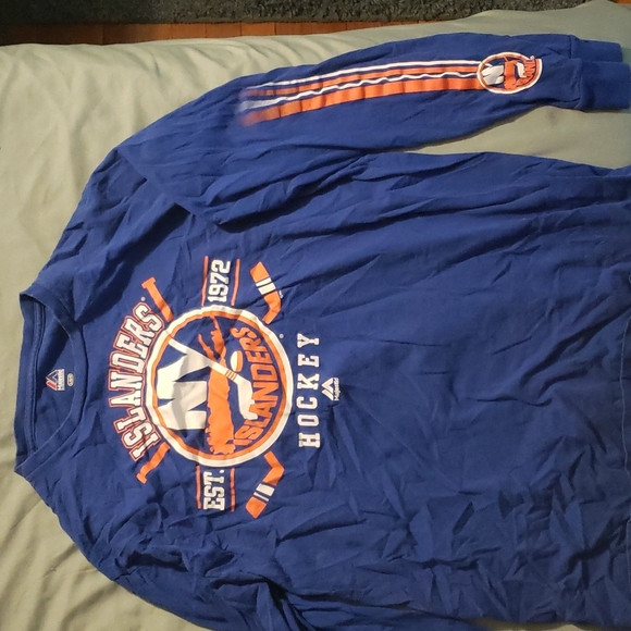 Majestic | Shirts | New York Islanders Long Sleeve | Poshmark
